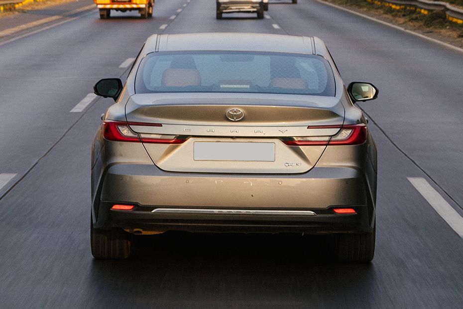 Toyota Camry Images, Camry Interior & Exterior Photos, 360 View, Videos ...