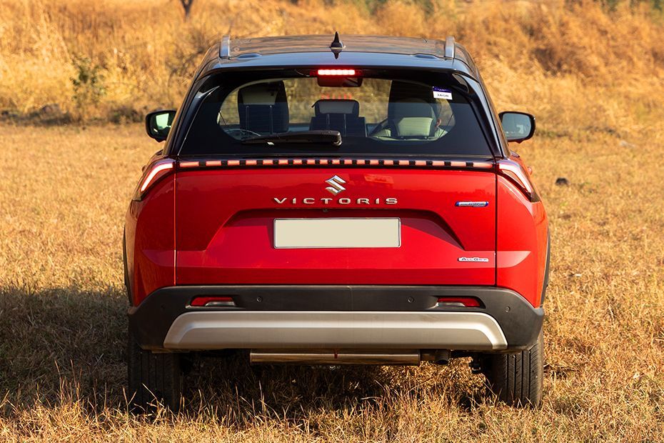 Maruti Suzuki Victoris Images, Victoris Interior & Exterior Photos, 360 ...