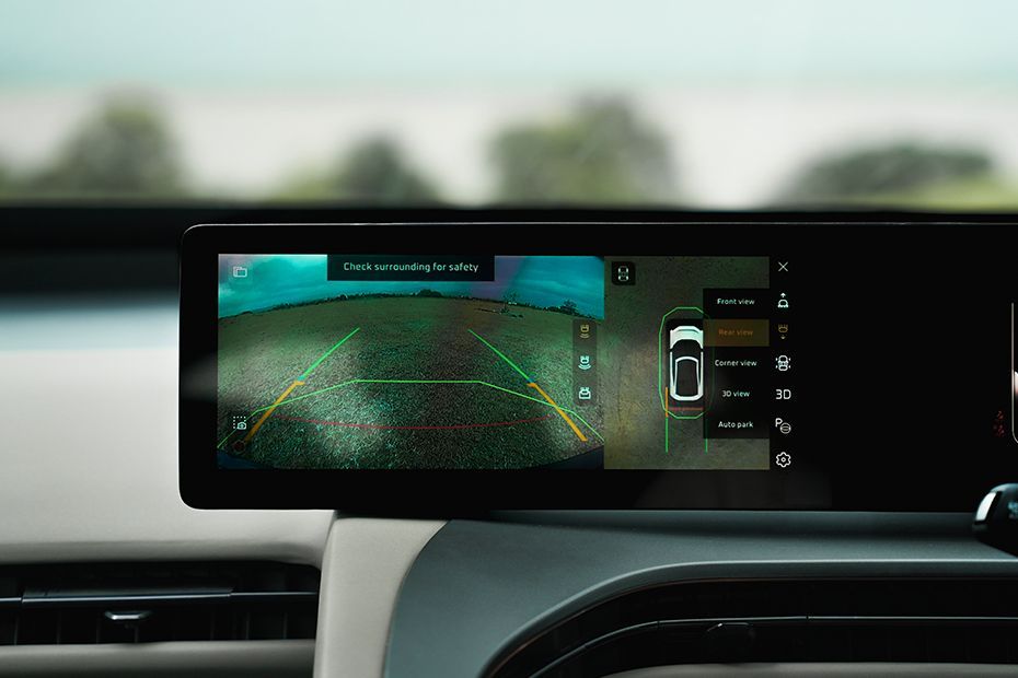 Mahindra BE 6 Images, BE 6 Interior & Exterior Photos, 360 View, Videos ...