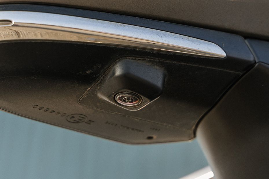 Toyota Camry Images, Camry Interior & Exterior Photos, 360 View, Videos ...