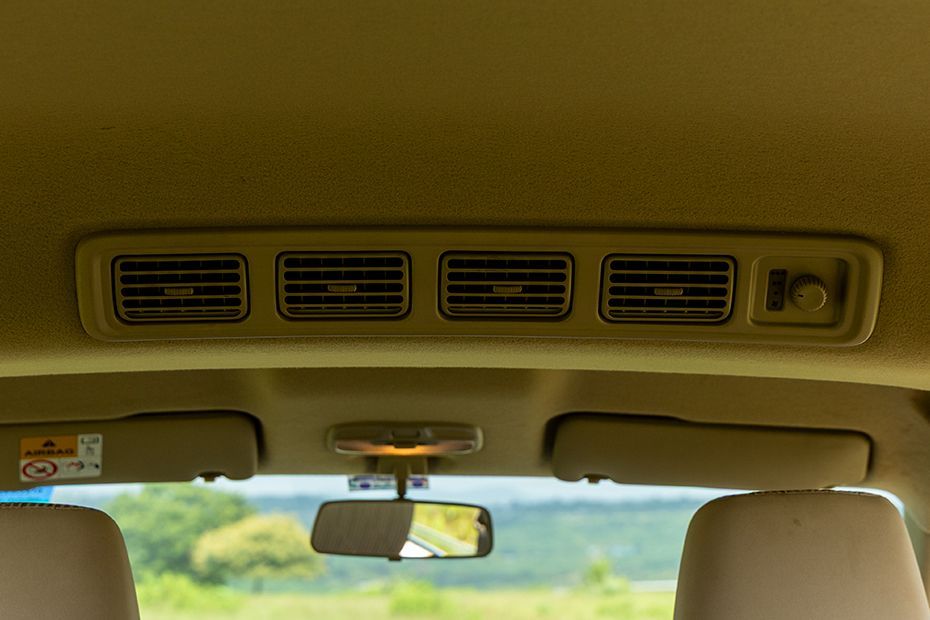 Toyota Rumion Images, Rumion Interior & Exterior Photos, 360 View ...
