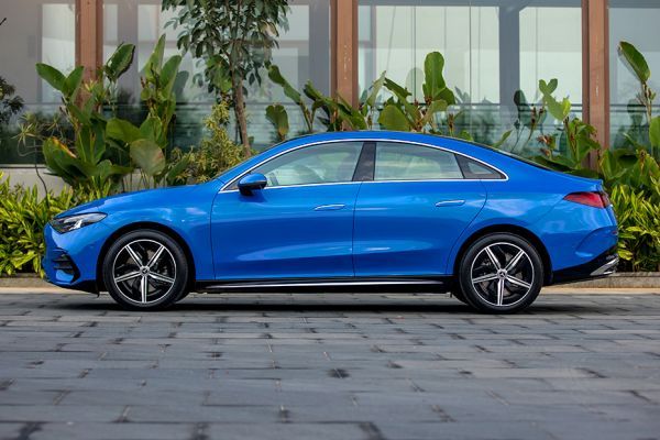 Mercedes-Benz CLA Electric Price, Range, Charging Time Images, colours ...
