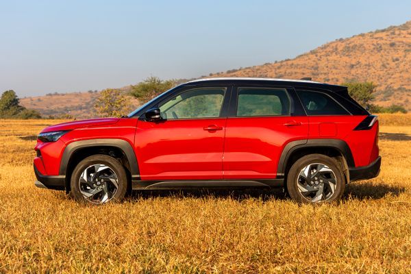 Maruti Victoris ZXI Plus Strong Hybrid DT - On Road Price, RTO ...