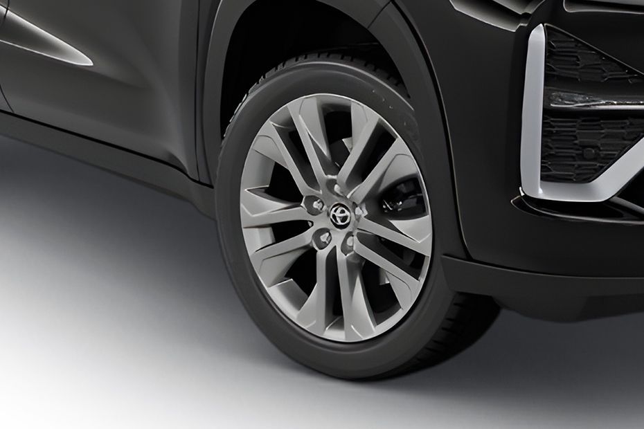 Toyota Innova Hycross Images, Innova Hycross Interior & Exterior Photos ...