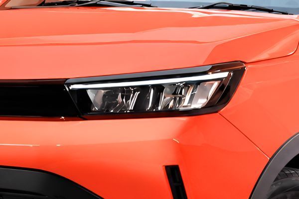 Tata Tiago Pure Plus CNG AMT - Check Mileage, Specs, Launch Date ...
