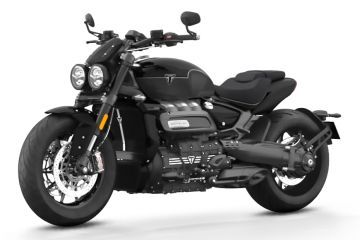 aoki Cadence GL vs Triumph Rocket 3 - Compare Prices, Specs, Features