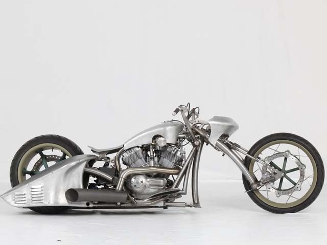 Official AMD World Championship : Custom Bikes!