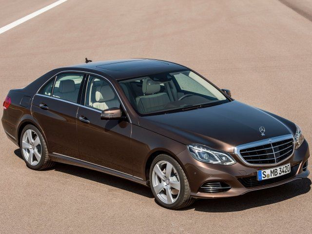 Face-lifted Mercedes-Benz E-Class: In Pictures!