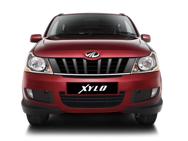 Mahindra Xylo Facelift : Exterior Details, Driver Console, Interiors