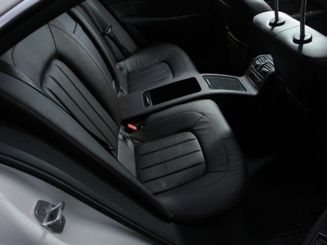 Mercedes-Benz CLS Images, CLS Interior & Exterior Photos, 360 View ...