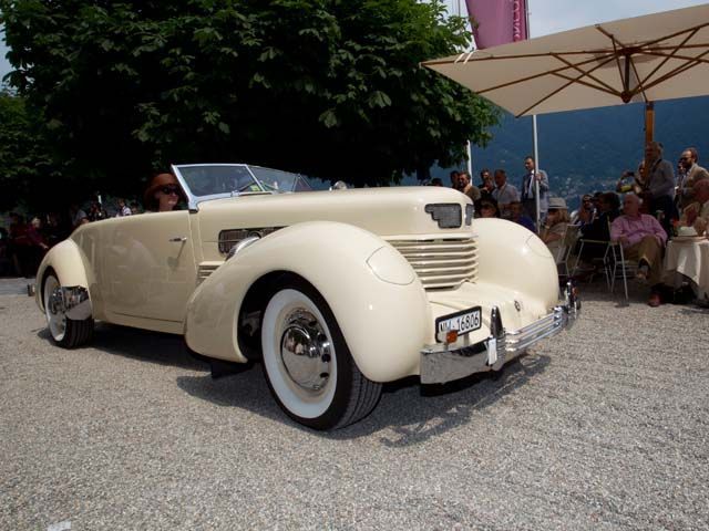 1937 Cord 812: In Pictures!