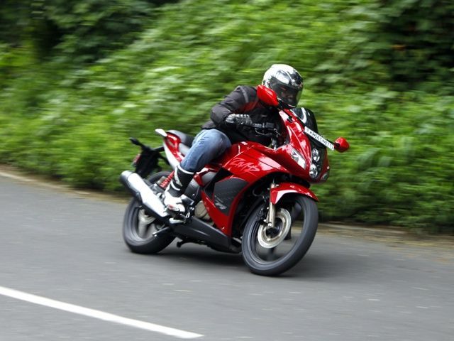 2014 Hero Karizma ZMR: Review Picture Gallery