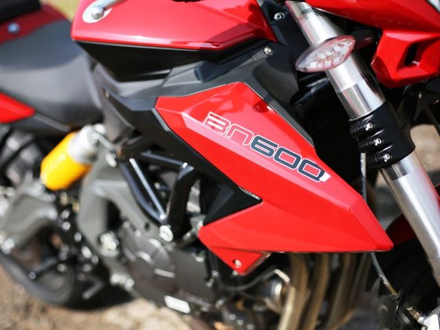 DSK Benelli TNT 600i Photo Gallery