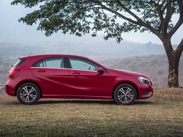 2015 Mercedes-Benz A200 CDI Review Photo Gallery