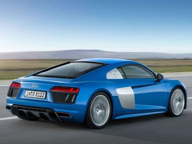 Audi R8 Images, R8 Interior & Exterior Photos, 360 View, Videos @ ZigWheels