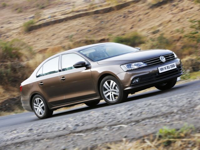 New 2015 Volkswagen Jetta facelift India Review: Photo Gallery