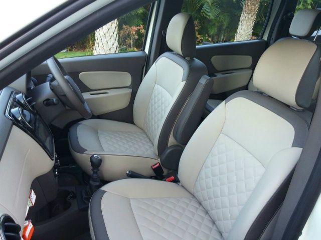 Renault Lodgy Images, Lodgy Interior & Exterior Photos, 360 View ...