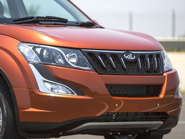 2015 Mahindra XUV500: Exterior Photo Gallery Review
