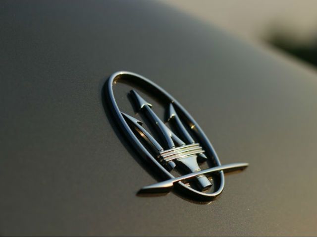 Maserati Ghibli diesel: Details review photo gallery