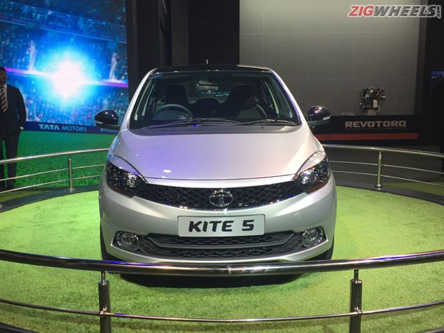 2016 Auto Expo: Tata Kite 5 Compact Sedan Photo Gallery