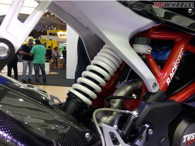 2016 Auto Expo: TVS Akula 310 Concept Photo Gallery