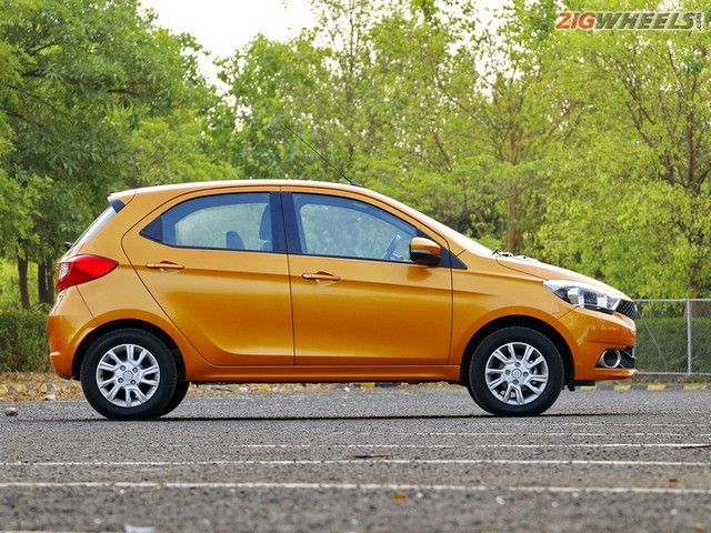 Renault Kwid vs Tata Tiago: Comparison Review: Photo Gallery