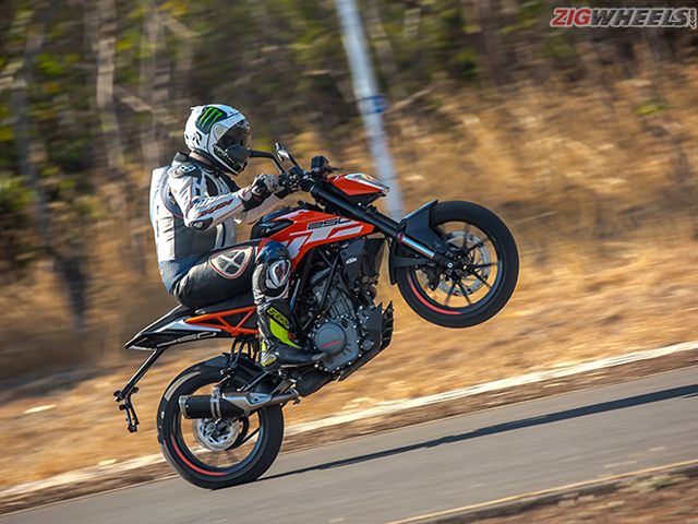 KTM 250 Duke: First Ride Review In Pictures