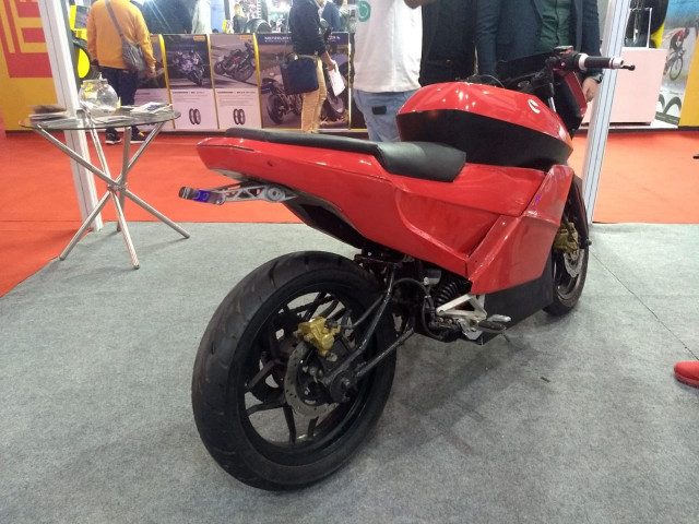 Get An Eyeful Of Emote’s Electric Bike, The Surge!