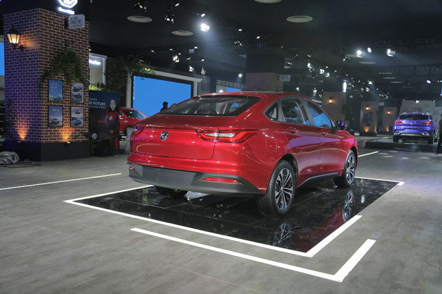 MG RC6 Full Photos At Auto Expo 2020