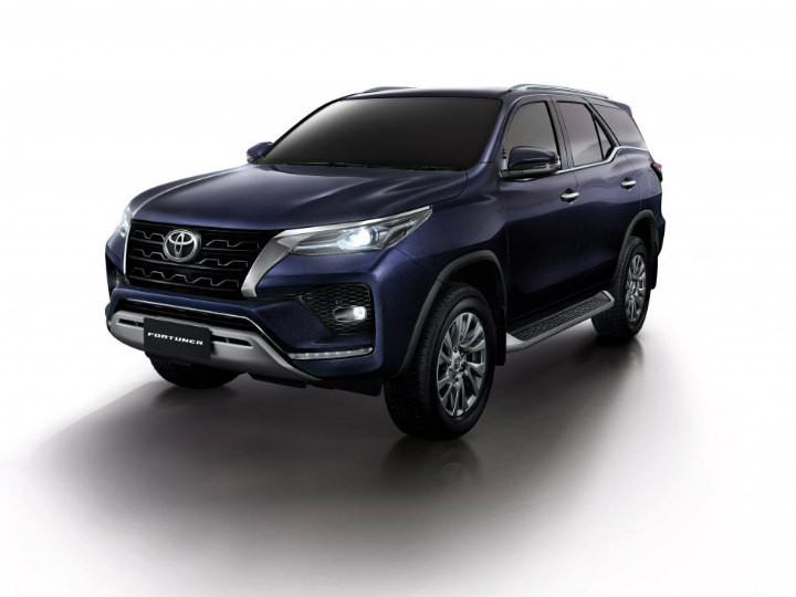 Toyota Fortuner First Look: In Detailed Pictures