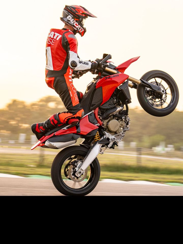 Ducati Hypermotard 698 Mono Teased In India, Check Price, Expected ...