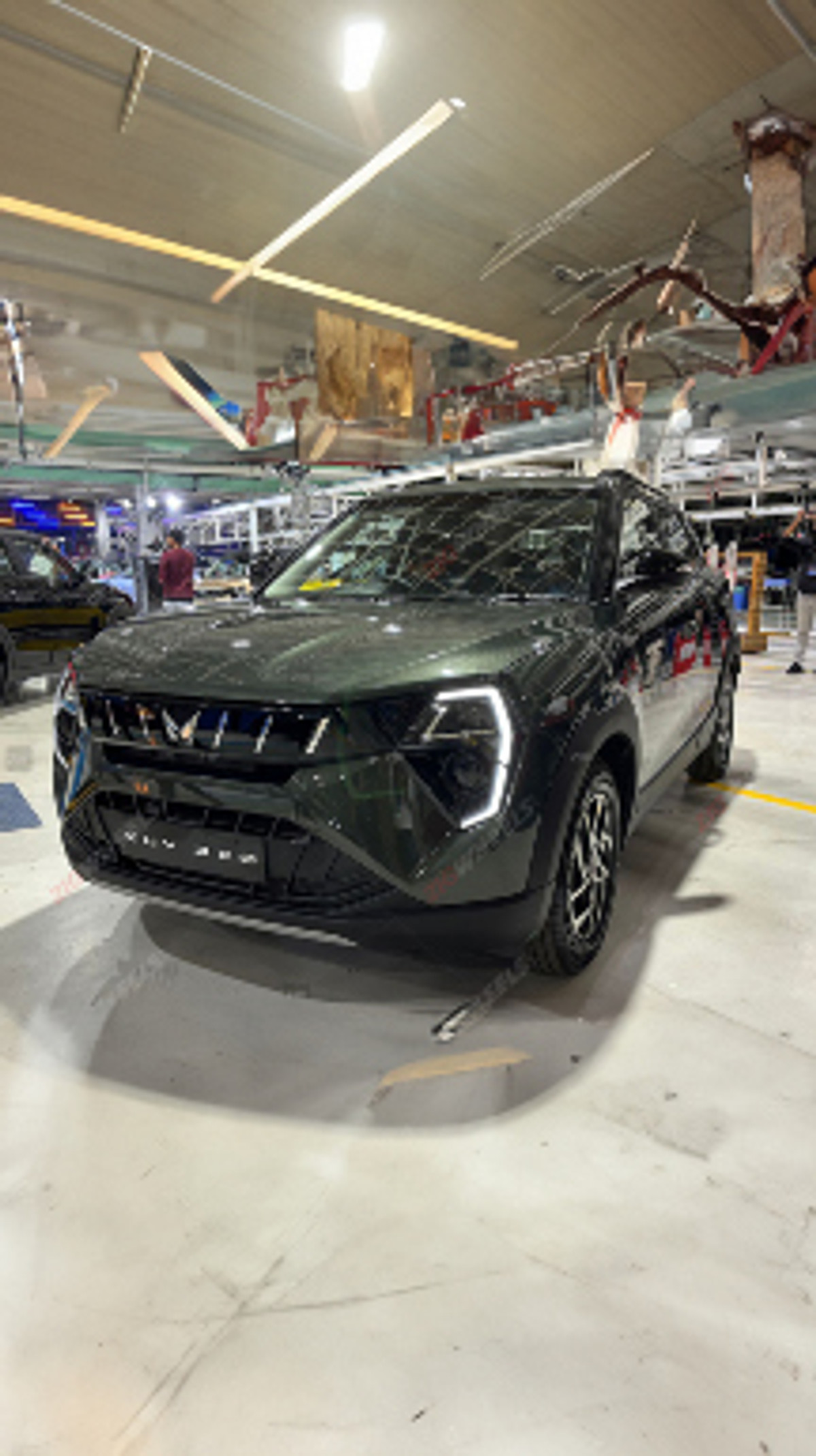 In 11 Pics: Mahindra XUV 3XO Mid-Spec AX5 Variant Detailed