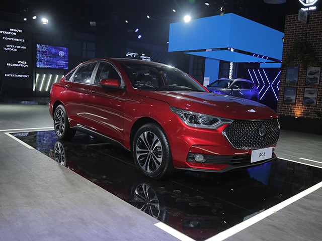 MG RC6 2020 India | Split Personality!