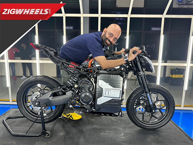 5 New Things About The Ultraviolette F77 - Quick Walkaround